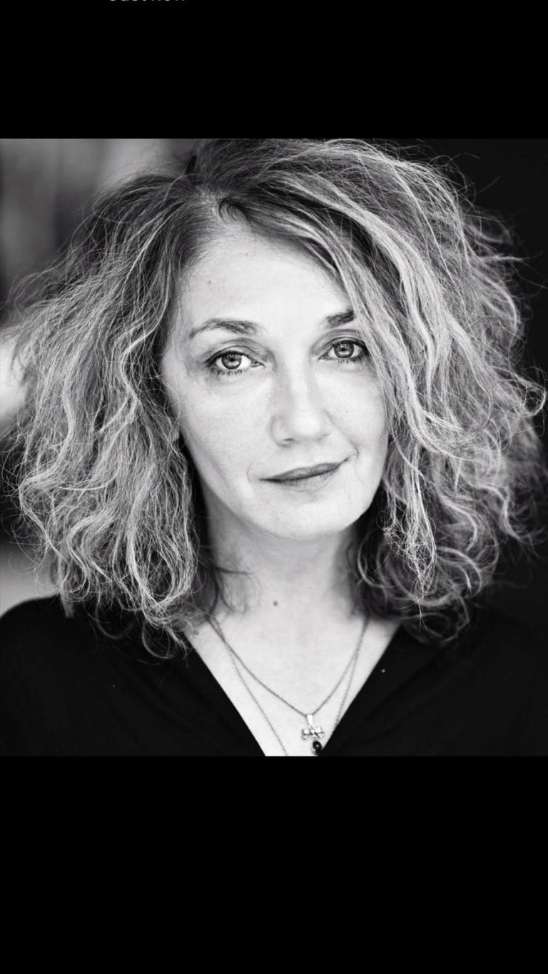 Actresses – פרי כפרי